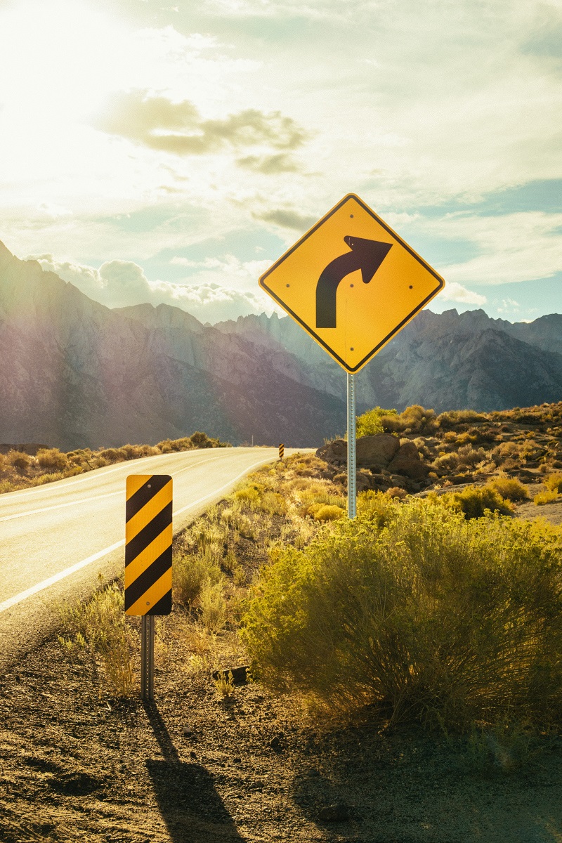 Road Signs to Pay Attention To When Trucking - Evan Transportation